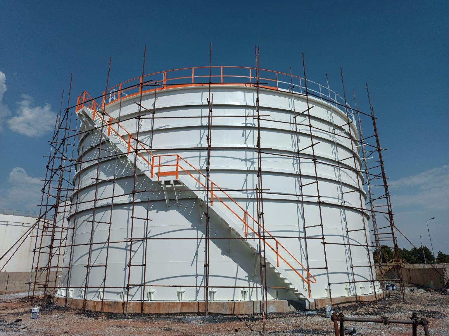 Types of tank roofs: A comprehensive guide - Petro structure company