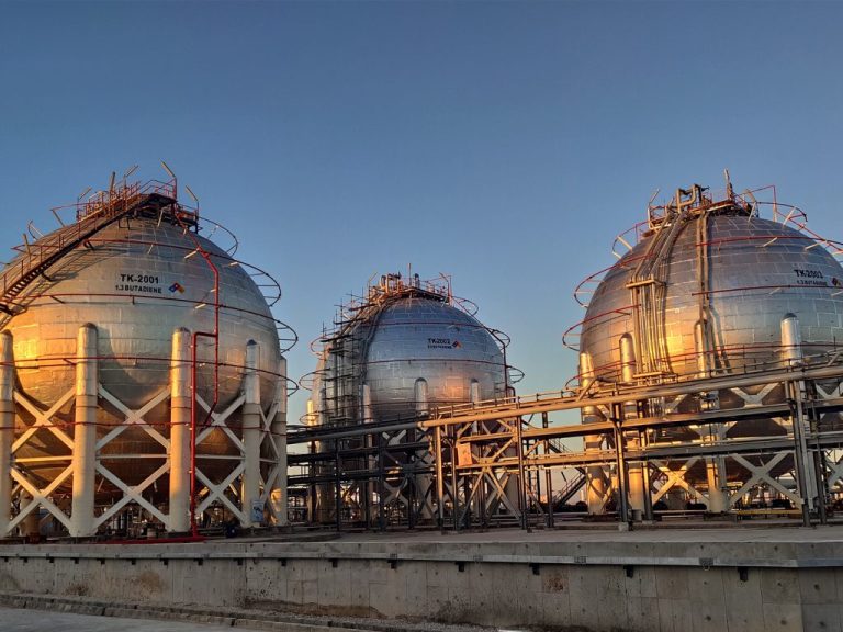 Storage tanks based on shape - Petro structure company